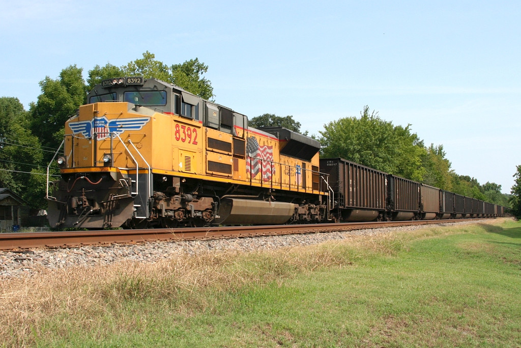 UP 8392 DPU for ETRX MT coal train
